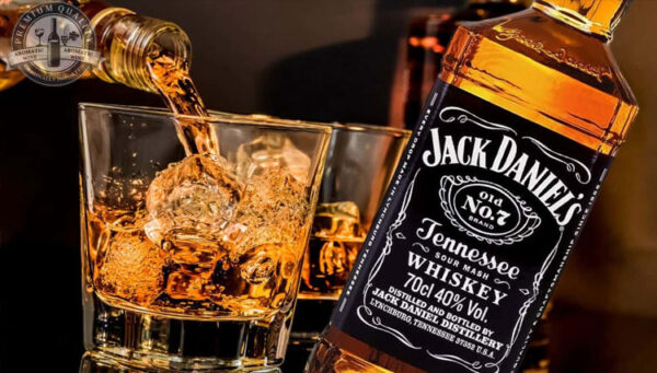 Tìm hiểu về rượu Jack Daniels: Cập nhật bảng giá mới nhất tết 2025